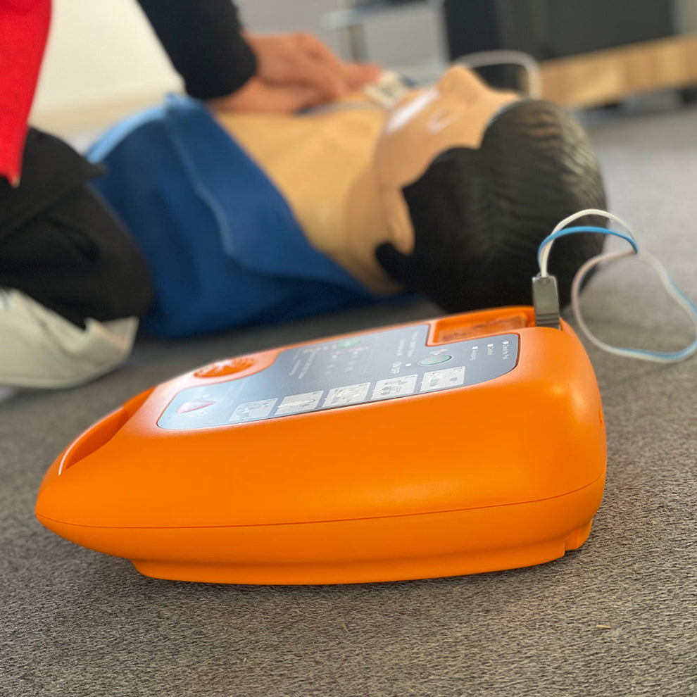 Public Fist Aid AED Automated External Defibrillator Machine ...